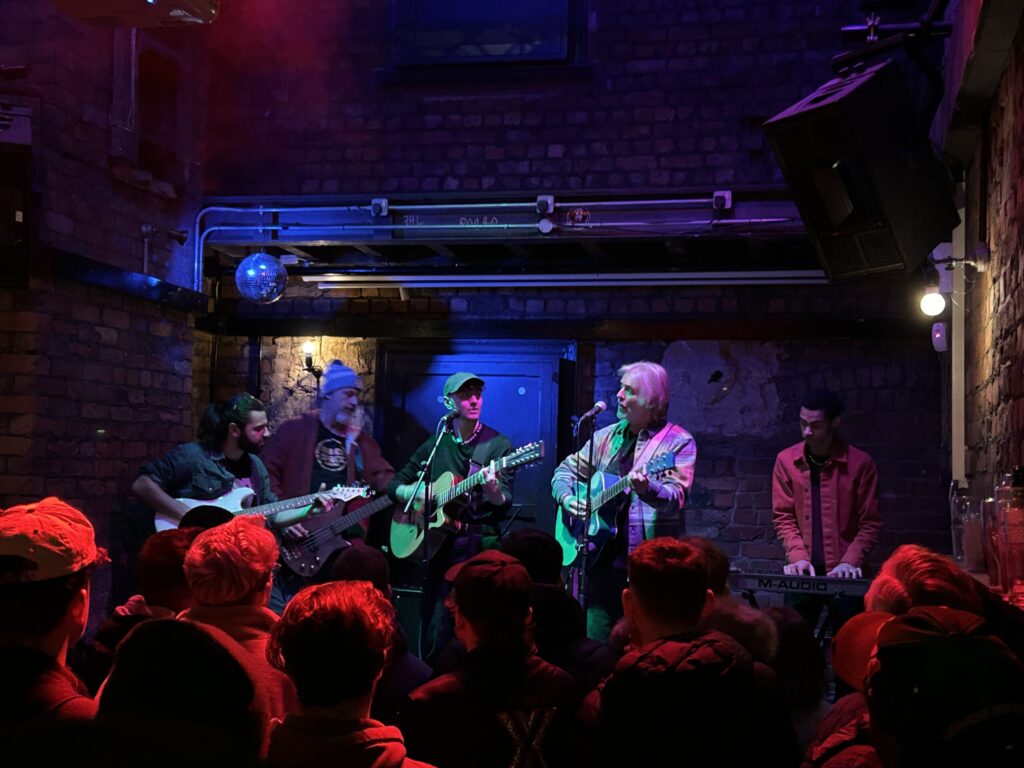 Guitar Neck Screws & Threaded Inserts For Bolt-on Guitars